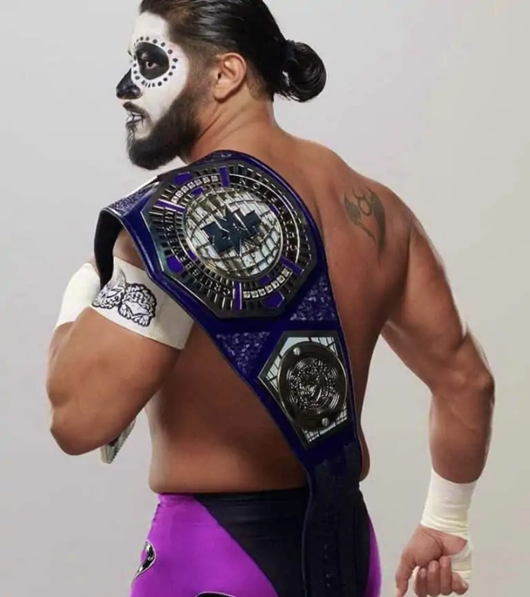 SANTOS ESCOBAR - WRESTLING BIO SMACKDOWN ROSTER