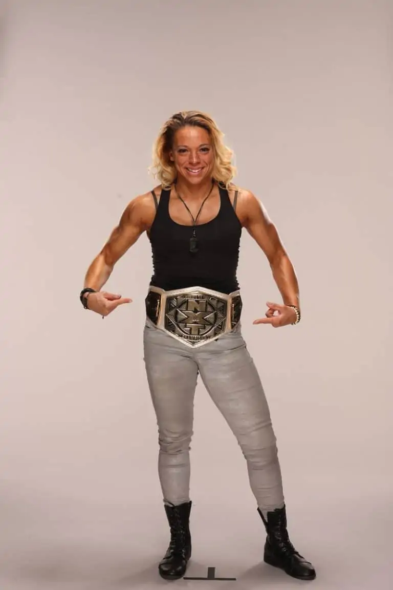 ZOEY STARK - WRESTLING BIO - WWE RAW ROSTER